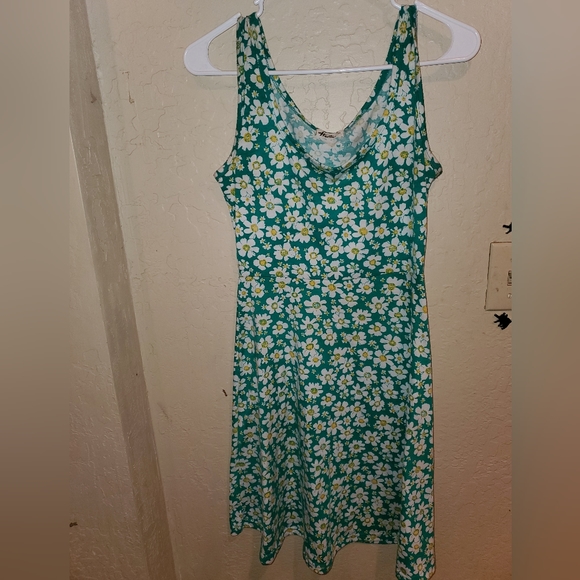 Herou | Dresses | Sleevless Dress | Poshmark